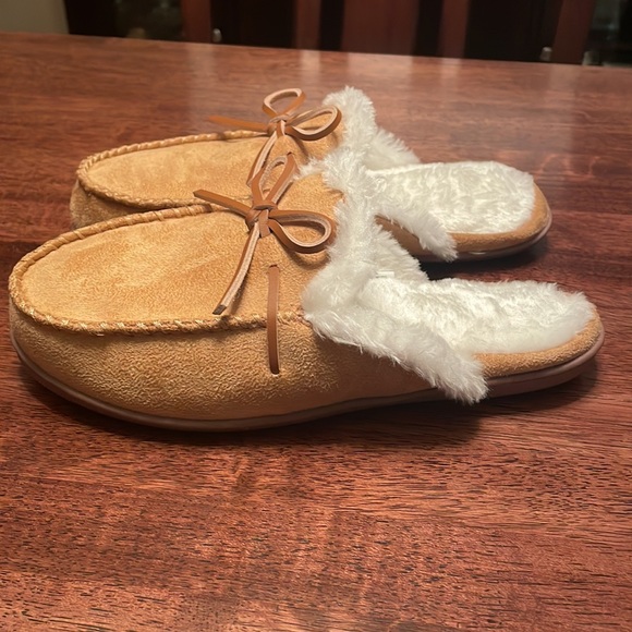 Sonoma | Shoes | Sonoma Scuff Moccasin Slippers Medium 78 | Poshmark